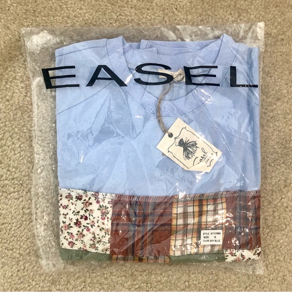 easel | Tops | Easel Patchworks Oversized Crew Neck Sweatshirt In Sky ...